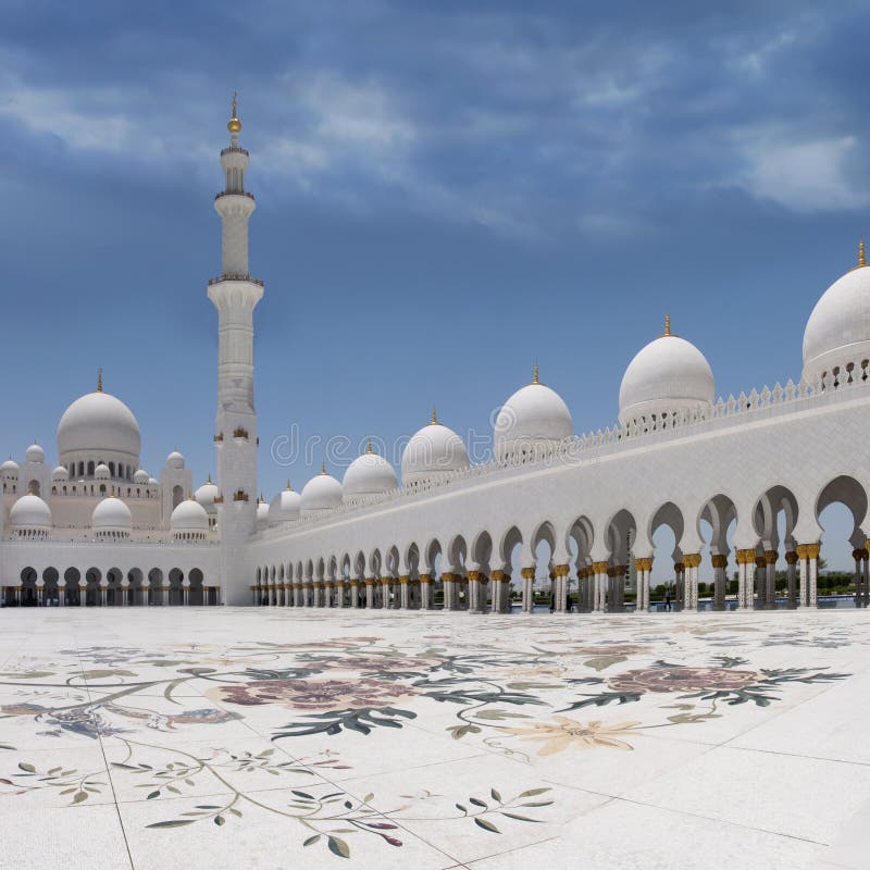 Sheikh Zayed Mosque Door stock image. Image of detail - 17272079