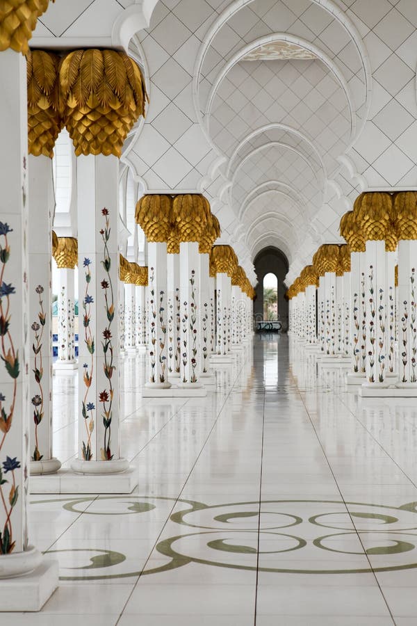Sheikh Zayed Mosque Door stock image. Image of detail - 17272079