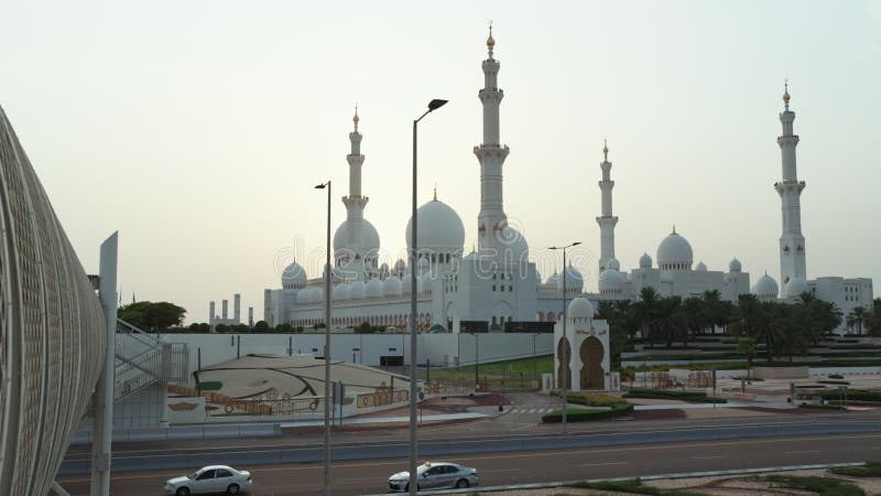 Sheikh Zayed Mosque Abu Dhabi United Arab Emirates Stock Footage ...