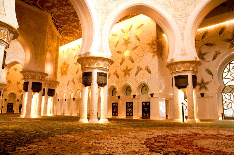 Sheikh Zayed Mosque in Abu Dhabi, UAE - Interior Stock Photo - Image of ...