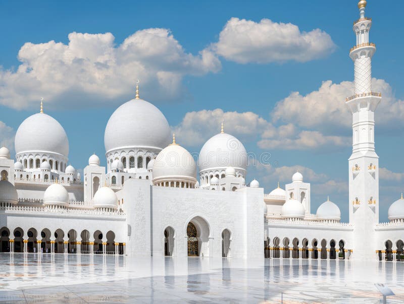 Sheikh Zayed Mosque or White Mosque is One of Largest Mosques in World ...