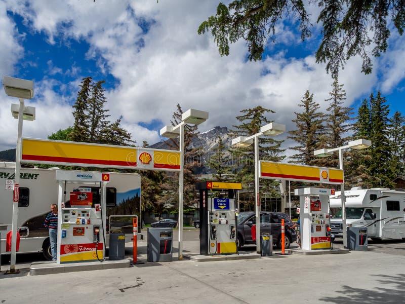 Shell Station Niemcy fotografia editorial. Obraz złożonej z refuel ...