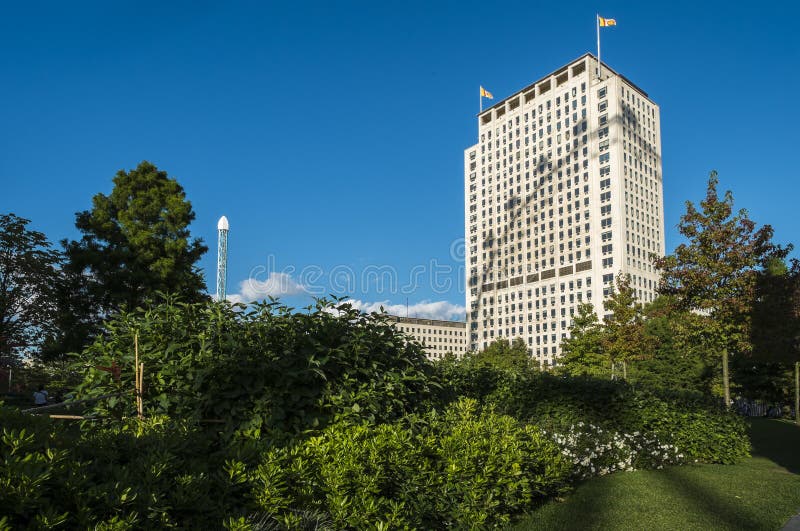 The Shell Center London editorial photography. Image of construction ...