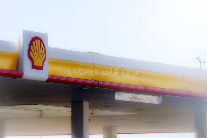Shell gas station editorial photo. Image of gasoline - 96995276