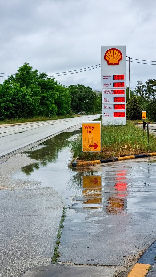 Shell Gass Station Stock Photos - Free & Royalty-Free Stock Photos from ...