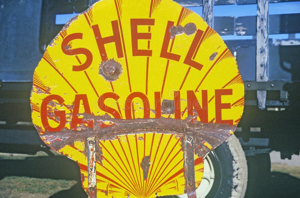 Shell Oil sign editorial photography. Image of logo, vintage - 52265292