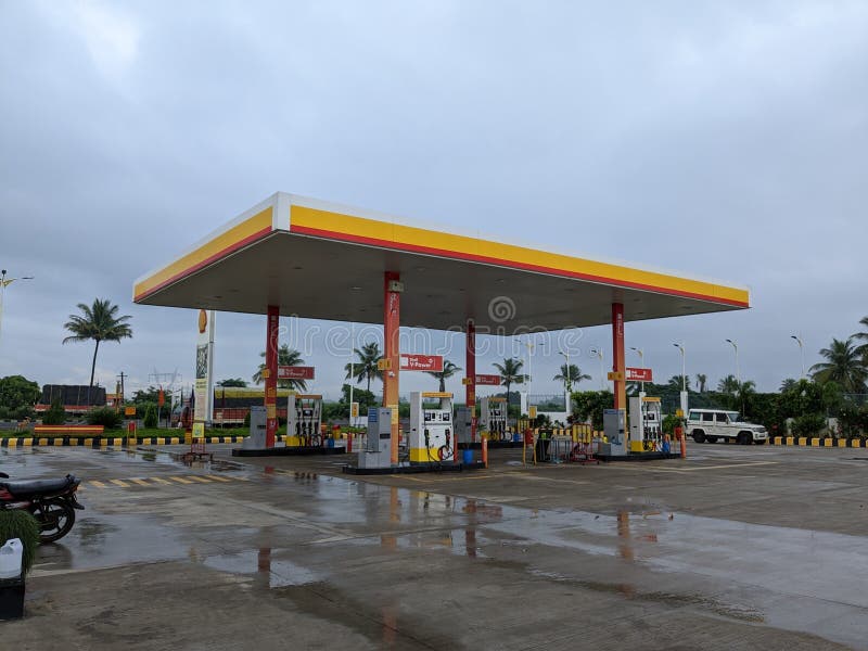 Shell Petrol Pump Station in a Busy Town Editorial Stock Photo - Image ...