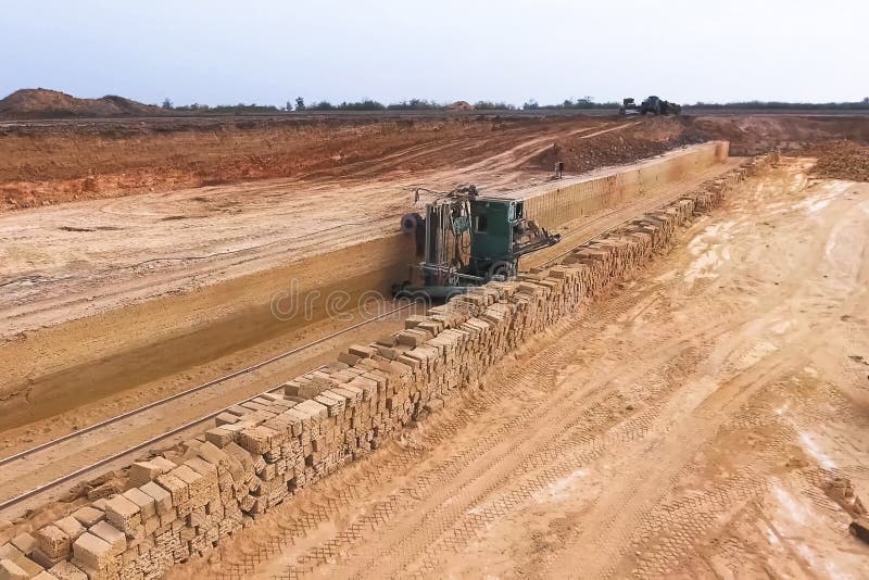 Shell Quarry Quarry. Cutting Seashell into Blocks Right Away in a ...
