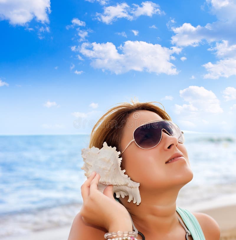 Shell sound stock photo. Image of beauty, seashell, ocean - 16684974