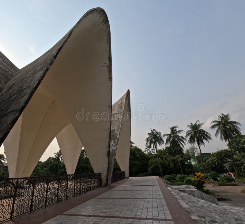 Shell Structure of Mausoleum of Three Leaders at Shahbag Dhaka ...