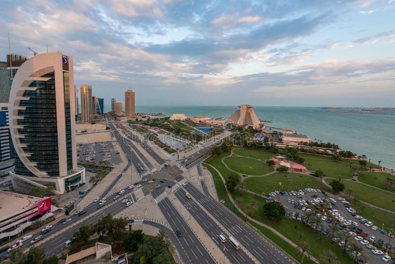 Sheraton grand hotel doha foto de archivo editorial. Imagen de moderno ...