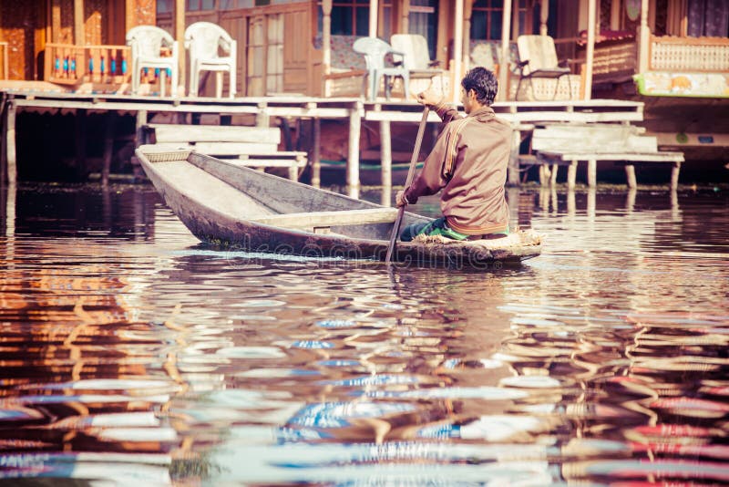 Shikara Boat in Dal Lake , Kashmir India Editorial Photo - Image of ...