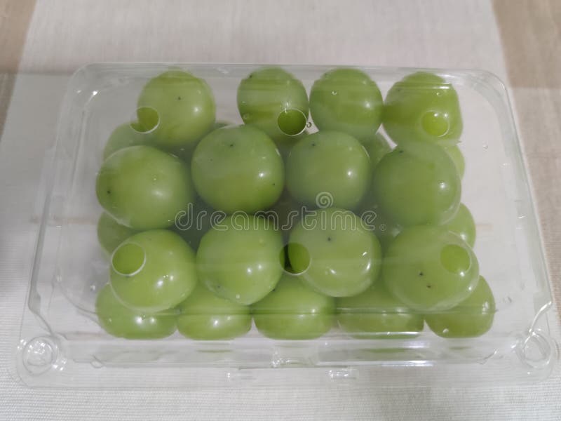 Shine Muscat Grapes in Pack Stock Photo - Image of grape, dish: 385176278