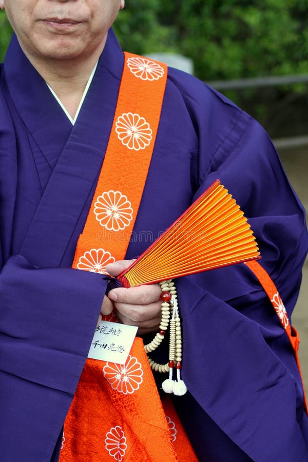Shinto monk in Japan stock image. Image of orange, religion - 3914547
