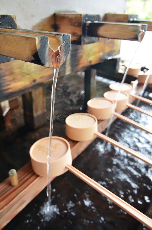 Shinto Shrine Purification Basin Stock Image - Image of scoop, purify ...