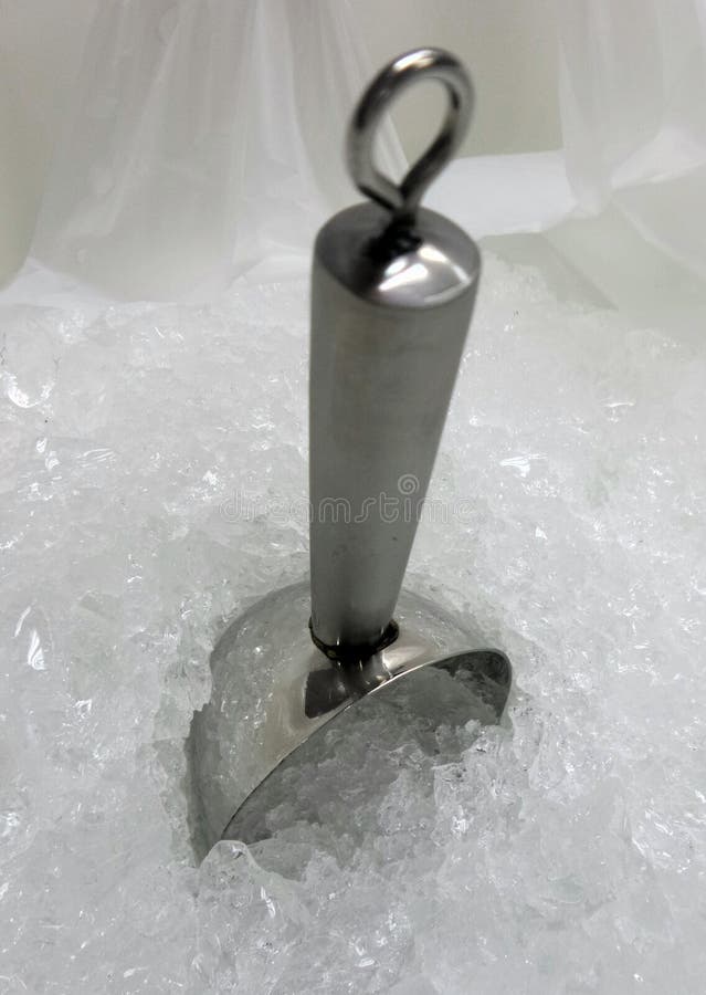 Shiny Spoon in Flake Ice Bucket Stock Image - Image of melt, spoon ...