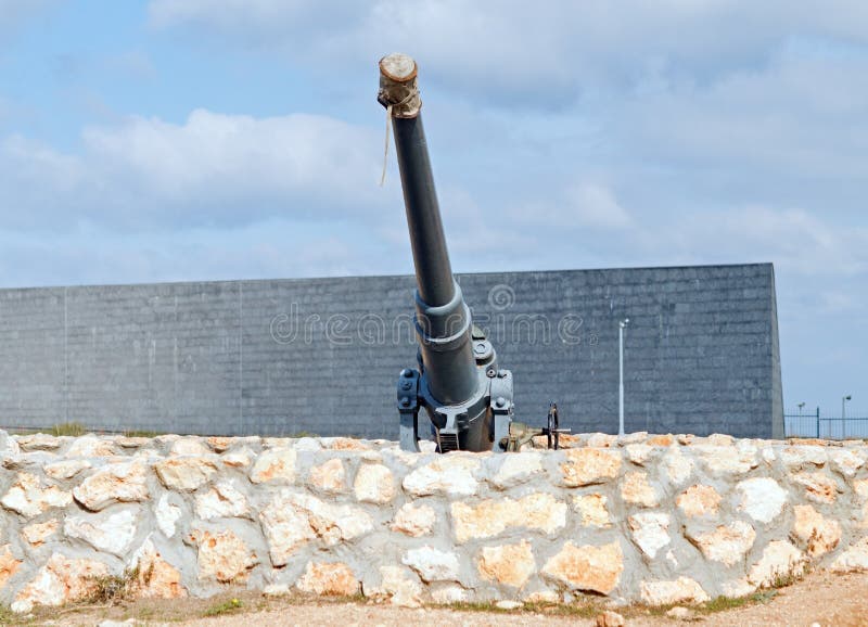 Ship cannon stock photo. Image of rusty, guns, seascape - 81777636
