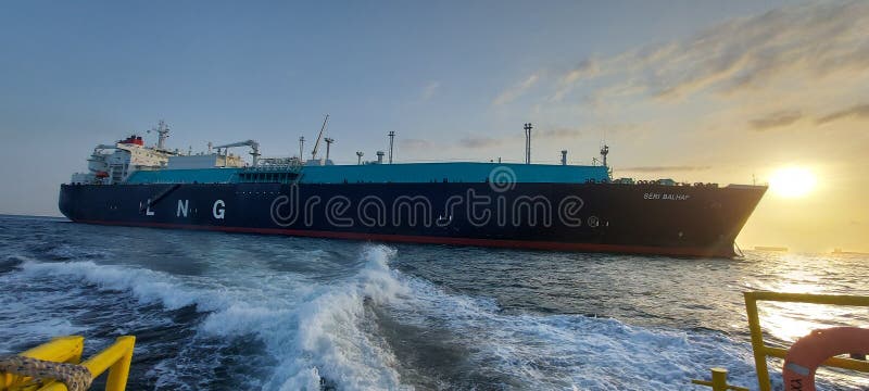 Ship Cargo Tanker LNG Balboa Anchorage Editorial Photo - Image of boat ...