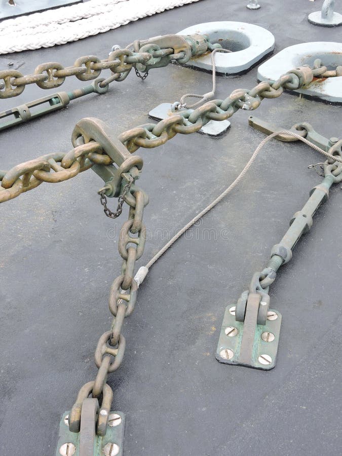 Ship chain rusting stock photo. Image of coastline, boat - 99550018