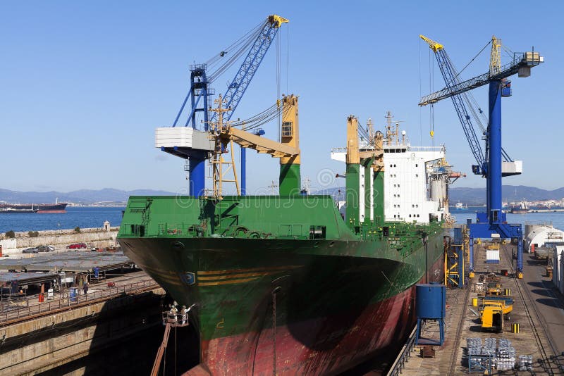Ship in floating dry dock stock image. Image of shipyard - 6133531