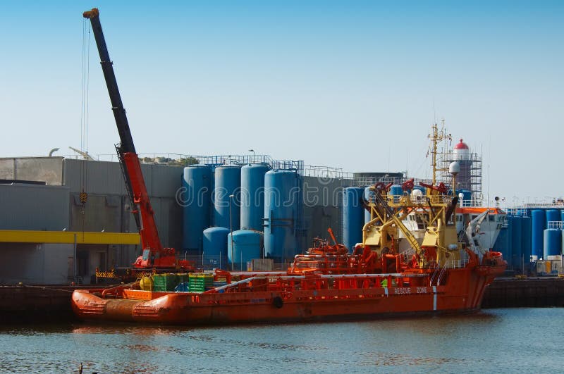 Tanker Crude Oil Carrier Ship Stock Image - Image of boat, methane: 8211575