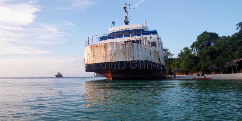 Parau Boat Stock Photos - Free & Royalty-Free Stock Photos from Dreamstime