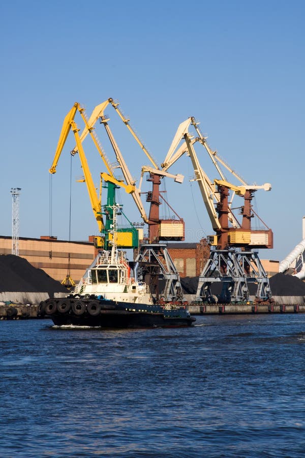 Ship port harbor stock photo. Image of locations, harbor - 33108512