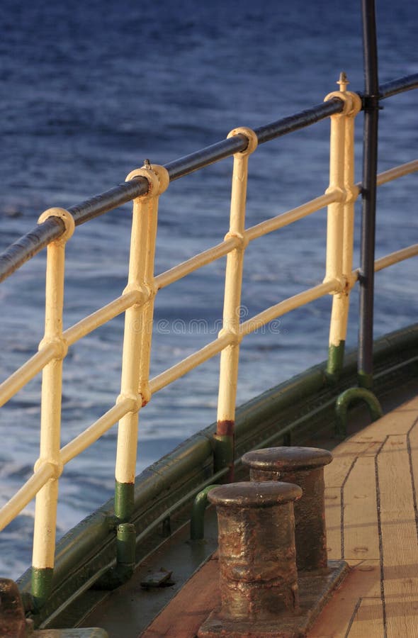 130+ Ship railing Free Stock Photos - StockFreeImages