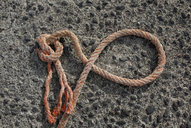 Ship rope loop stock photo. Image of shipping, quay - 164256560