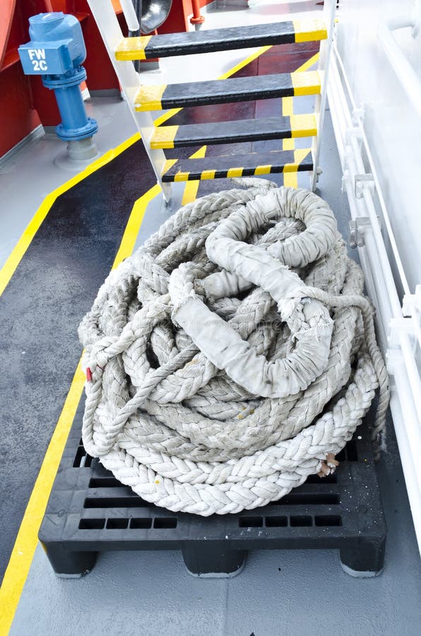 Ship rope stock image. Image of brown, safety, ship, traditional - 32630933