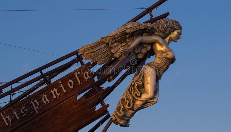 Ship s Figurehead stock image. Image of wood, figure - 51546529