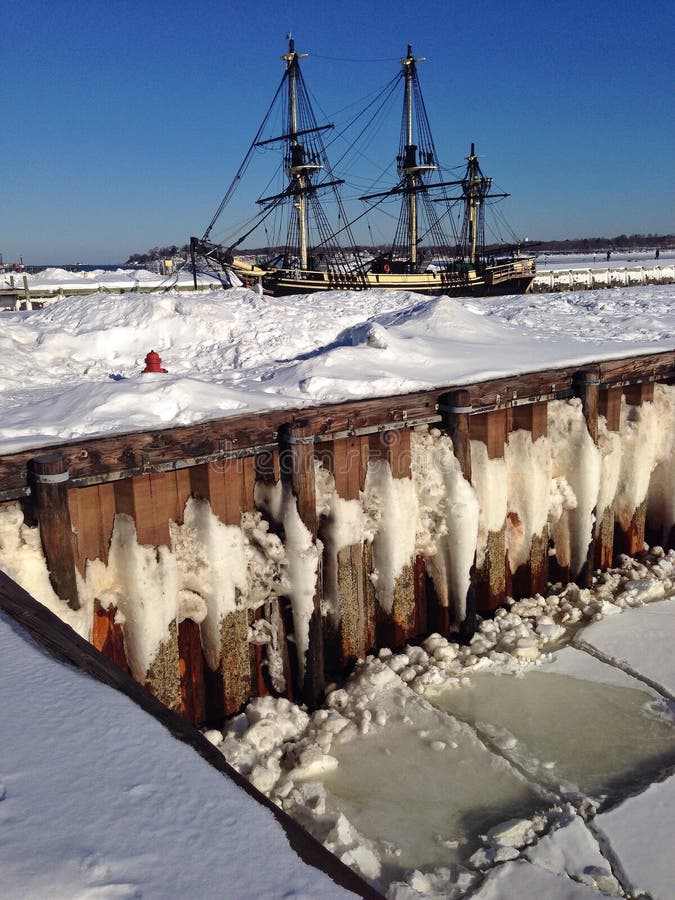 Ship editorial photography. Image of snow, cold, harbor - 51051087