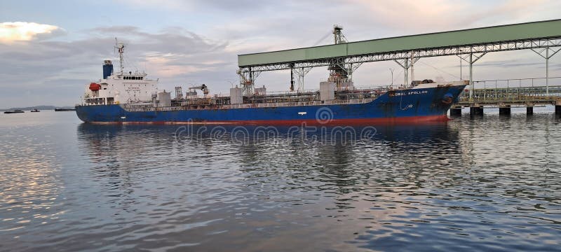 Ship Tanker Loading Balikpapan Port Stock Photo - Image of jetty, ship ...
