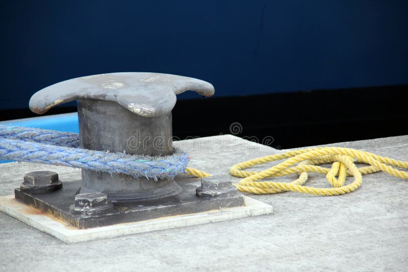 Ship tie in anchor. stock photo. Image of ship, ropes - 189578016