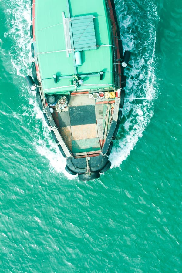 274 Ship Wake Top View Stock Photos - Free & Royalty-Free Stock Photos ...