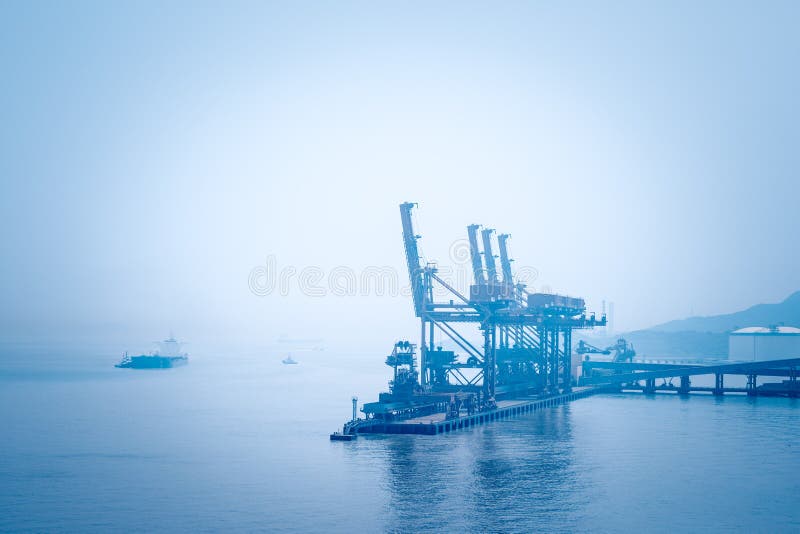 Ship Unloader on Ore Terminal Stock Image - Image of harbor, terminal ...