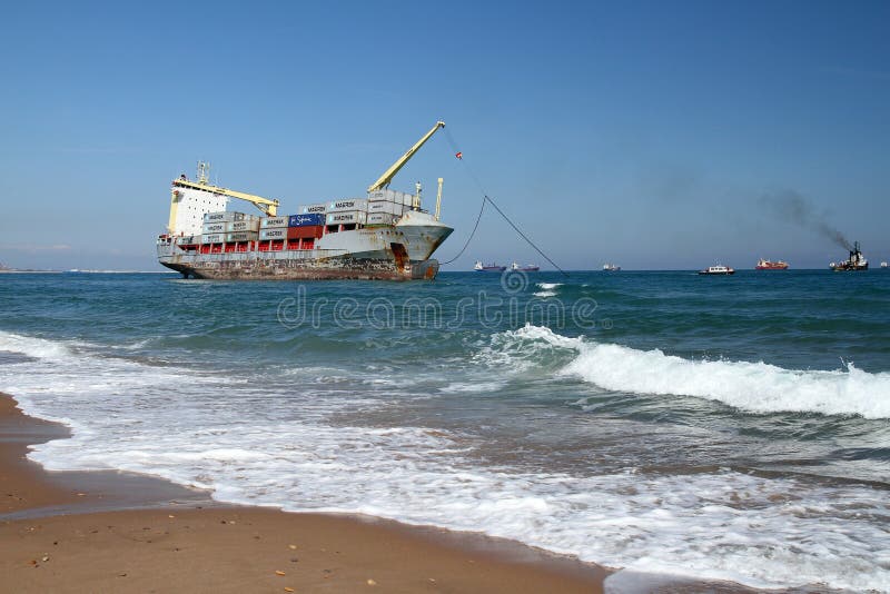 Ship wreck editorial photo. Image of boat, chain, ferry - 26973466