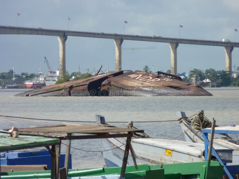 Ship wreck stock photo. Image of body, colonial, boating - 76387526