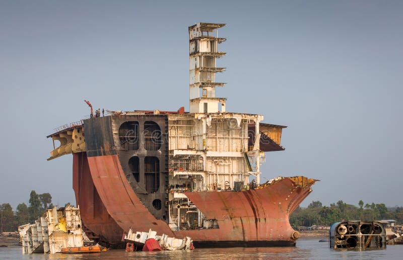 Shipbreaking yard stock image. Image of cargo, bangladesh - 74165347