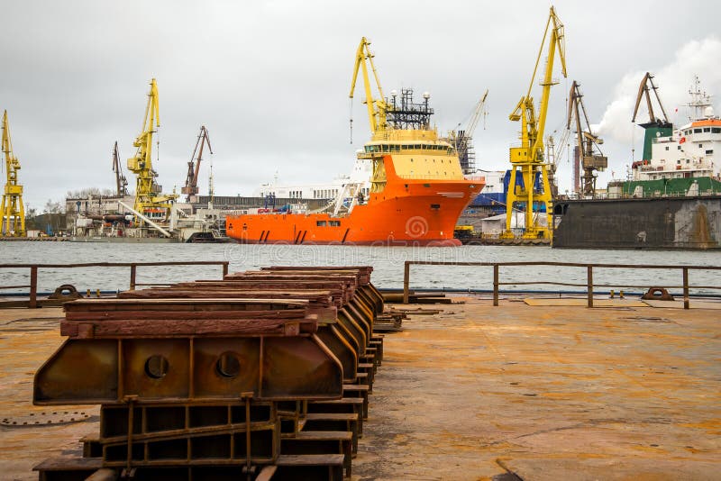 Shipbuilding dock stock photo. Image of kilbloki, keia - 47369580