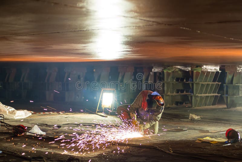 Shipbuilding fitter editorial stock image. Image of platform - 57032574