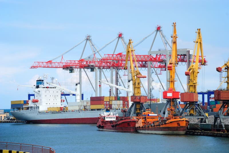 Ships unloaded at the port stock photo. Image of bulk - 18614598