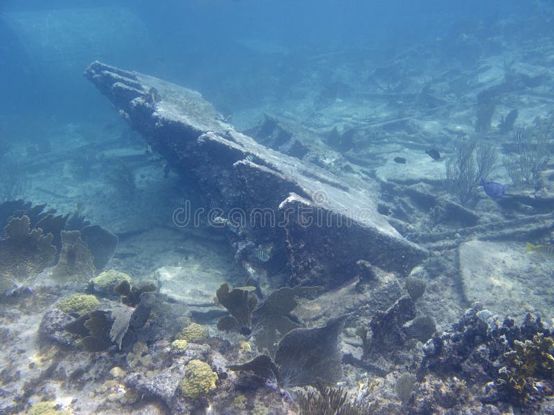 Shipwreck stock image. Image of aquarium, carribean, steamship - 16758517