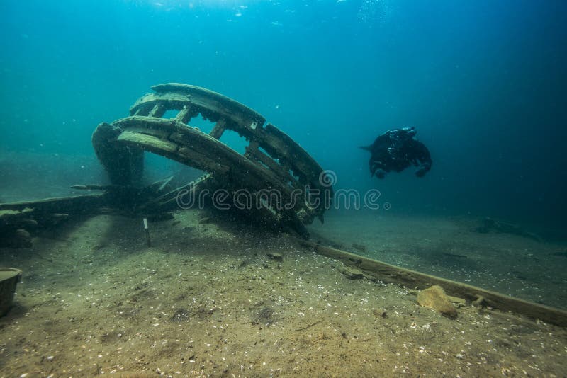 Shipwreck Alice G in Tobermory Canada Stock Foto - Image of diep, boot ...