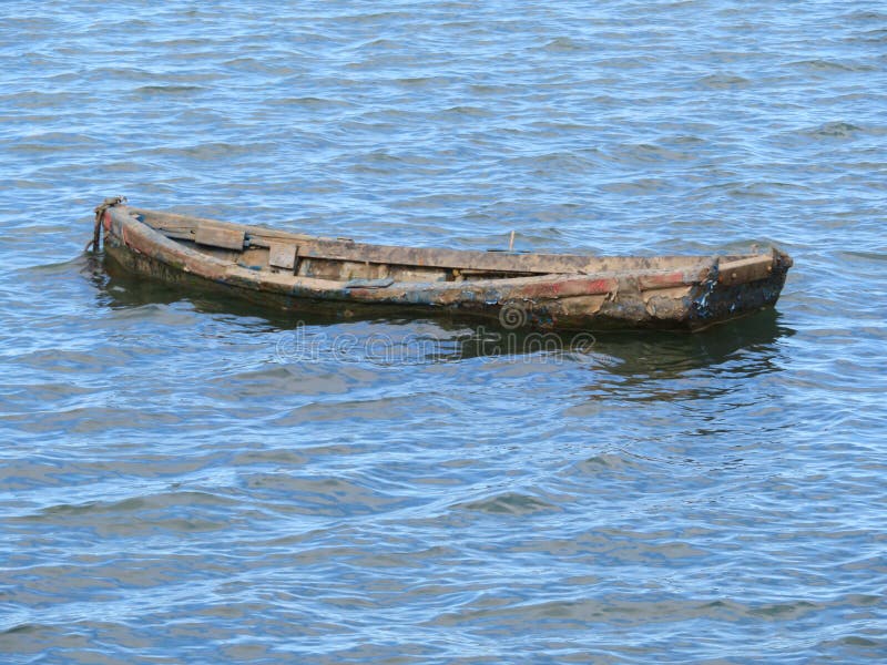 Shipwreck Boat Sunken Danger Sad Sorrow Old Abandoned Stock Photo ...