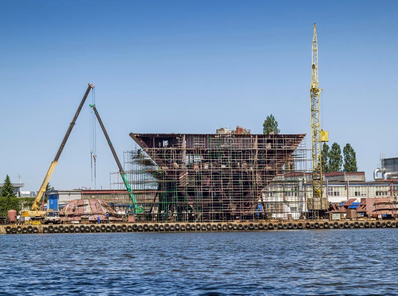 Part of the Ship in the Shipyard Stock Image - Image of heavy, harbor ...