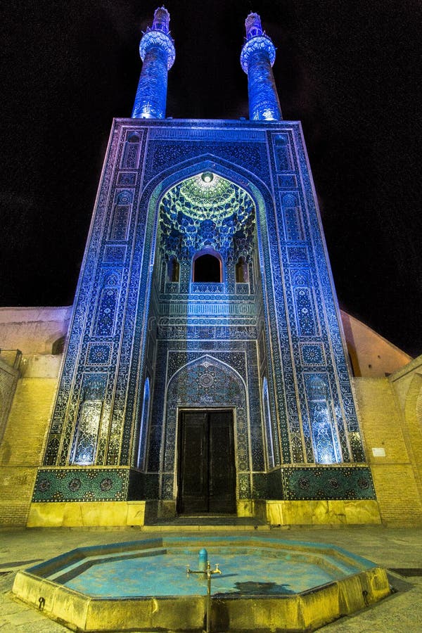 Shiraz Mosquee stock photo. Image of tower, iran, lighting - 76246120
