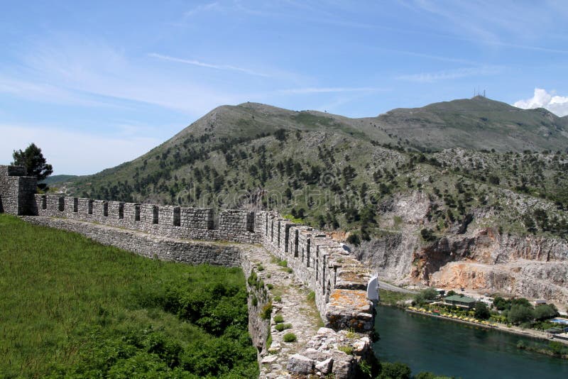 Shkoder Albanie photo stock. Image du details, ville - 71355340