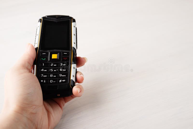Shockproof Key Phone, Mobile Telephone with Buttons, Old Type Stock ...