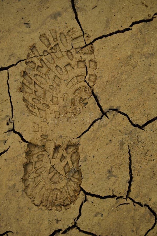 Shoe footprint in mud stock photo. Image of print, sport - 36210694